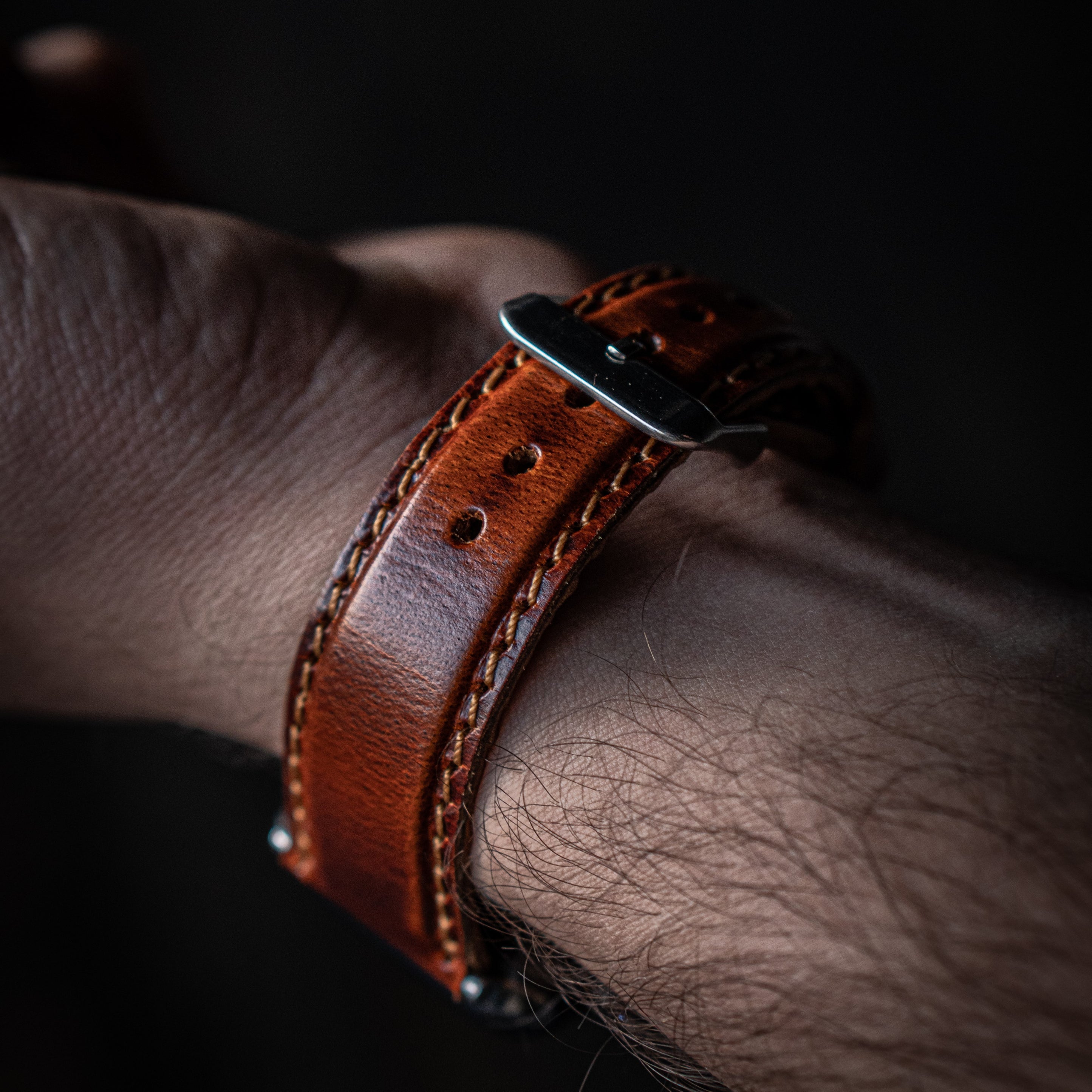 Legacy Apple Watch Leather Strap (Saddle Tan)#N# – Craft & Glory